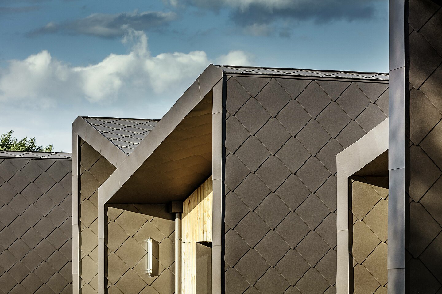 Architektur mit Rauten – Aktiv leben im Alter! | PREFA