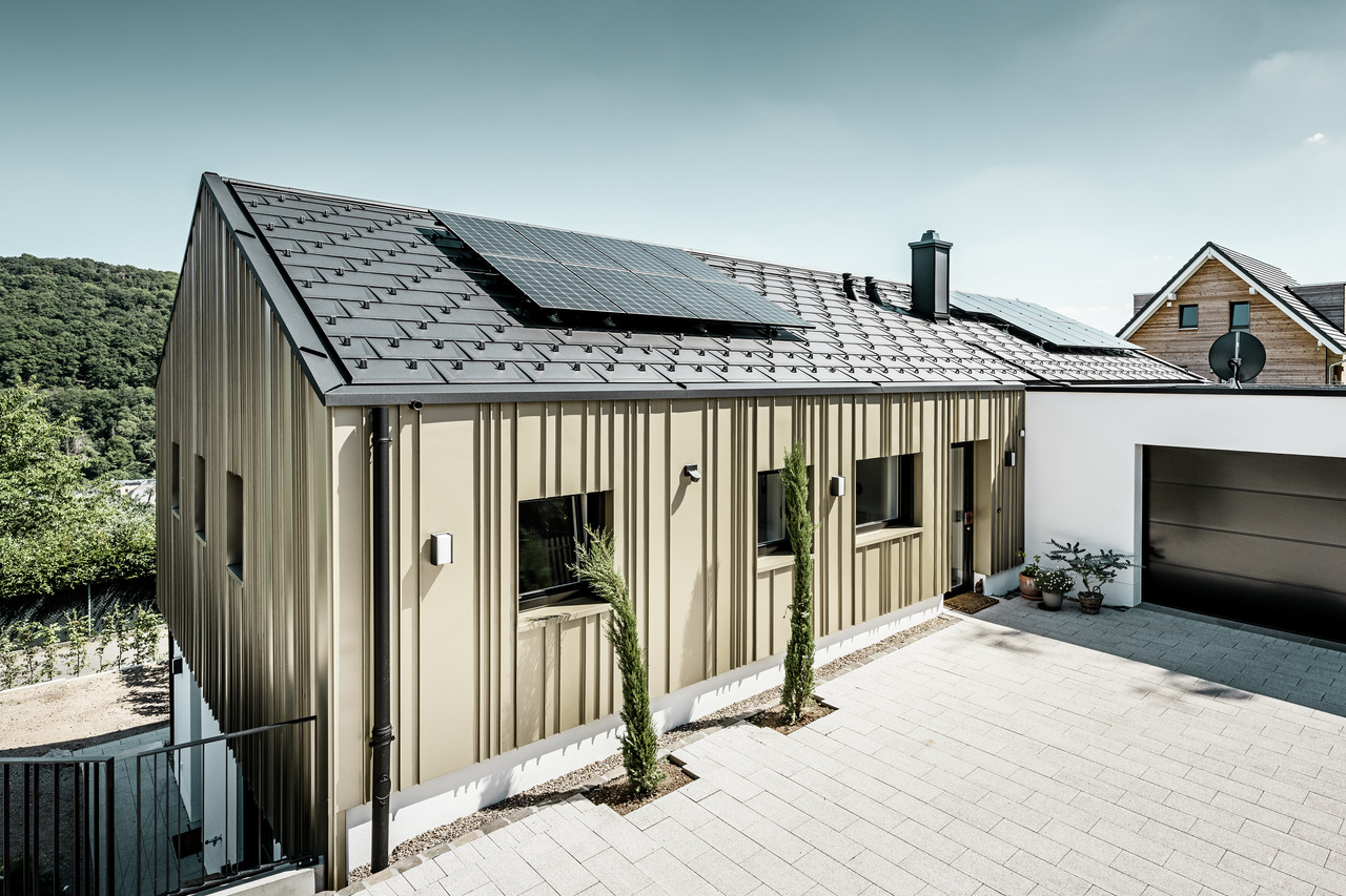 Eine Photovoltaikanlage für jedes PREFA Aluminiumdach | PREFA